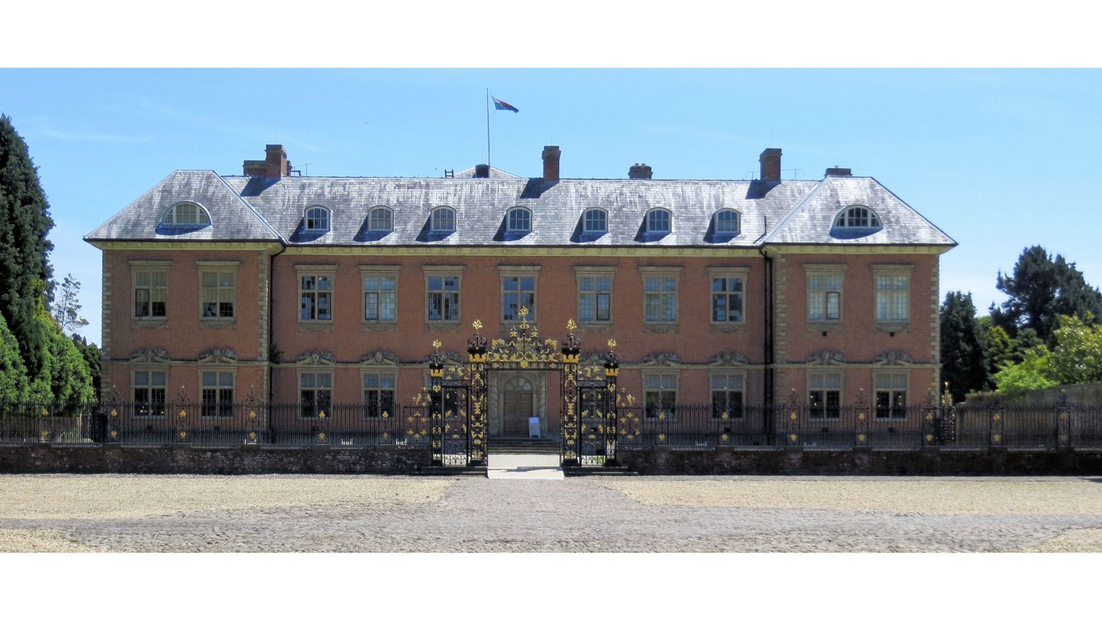 Visit Tredegar House with The Carers' Centre